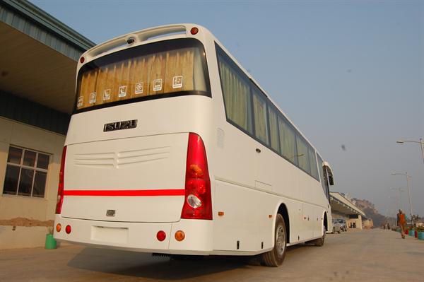 39 Seater Isuzu Bus Hire India, Isuzu Bus Rental Service Delhi